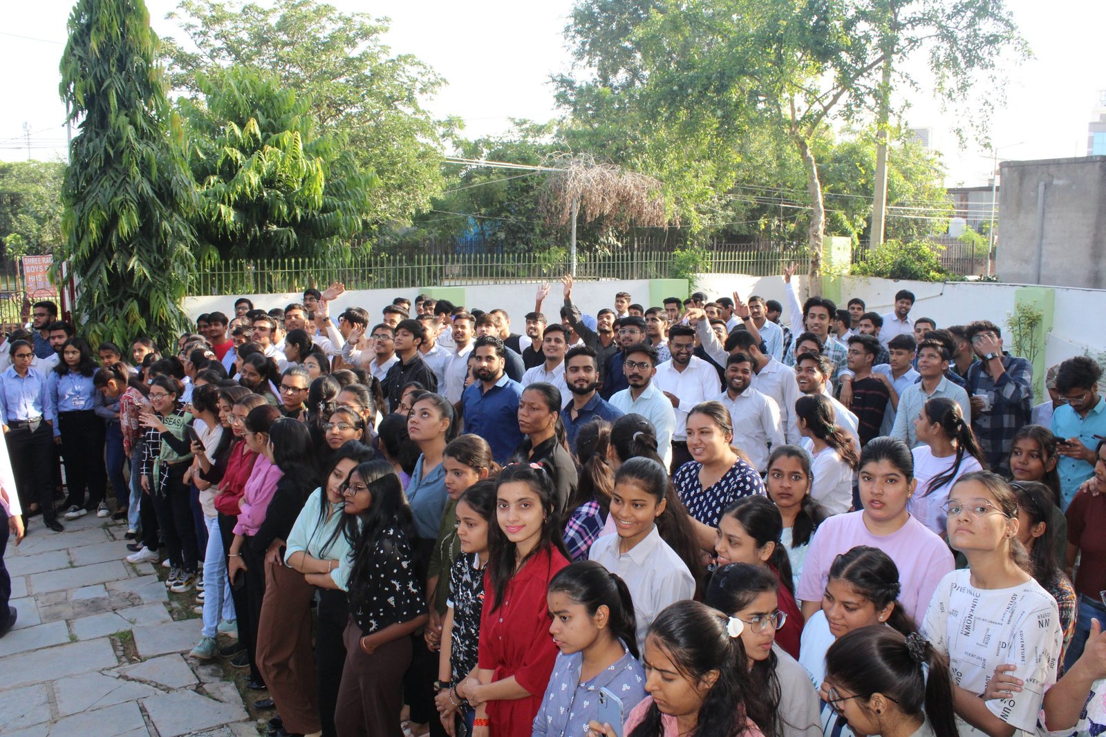 Unforgettable Flashmob Moments: IPS Freshers Set the Beat of College ...